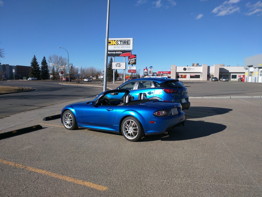 Winning Blue vs Dynamic Blue - MX-5 Miata Forum